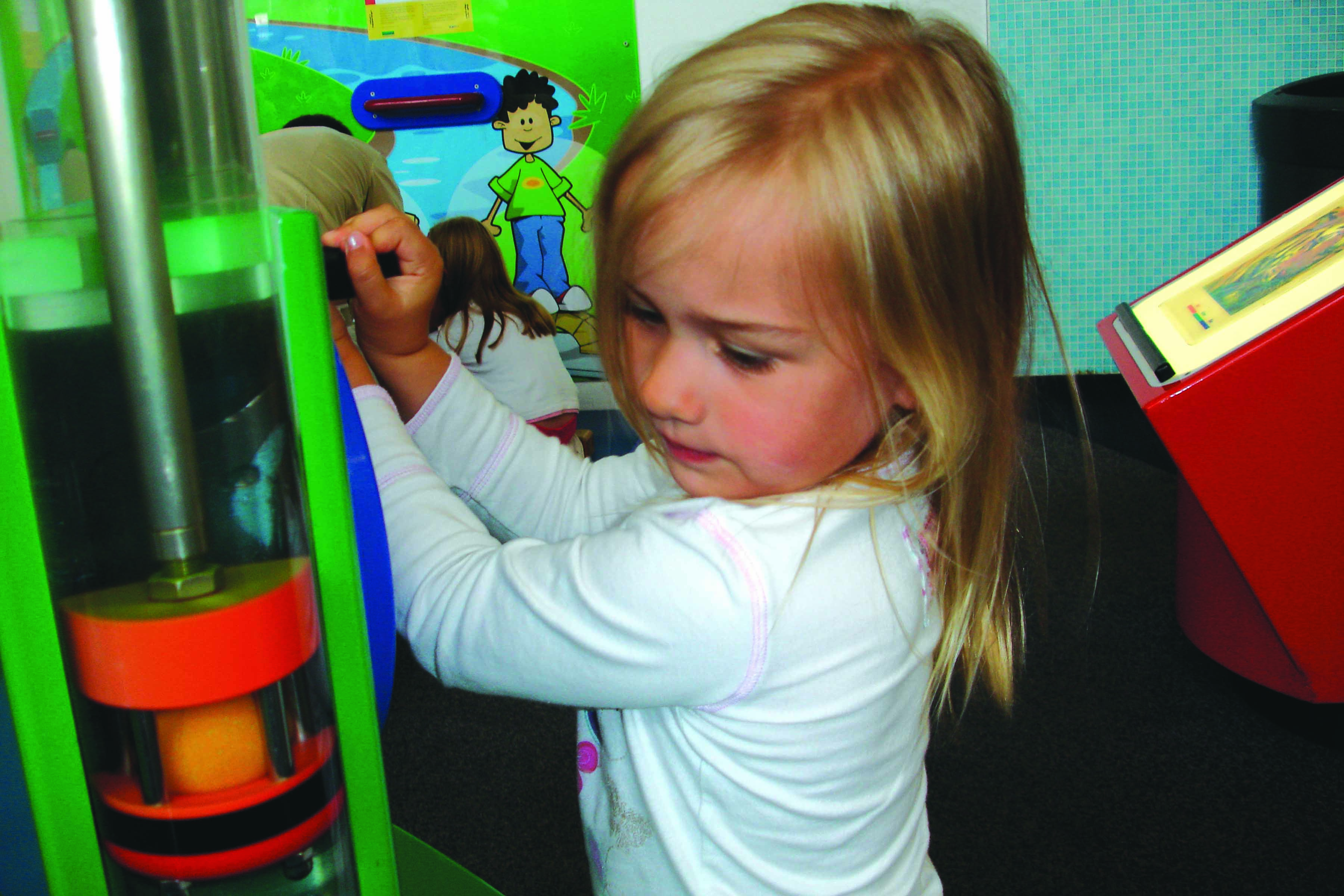 Techniquest Foundation Phase | Product Focus | Teach Early Years